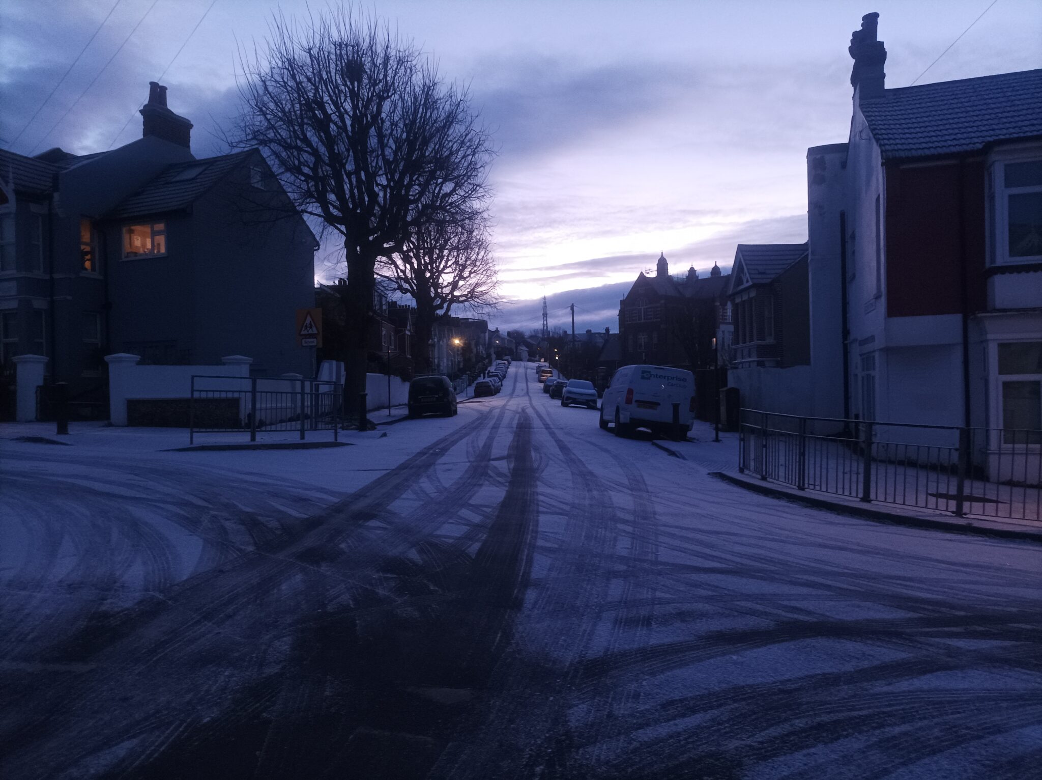 Yellow Weather Warning for Ice Issued Across All of Sussex - Regency ...